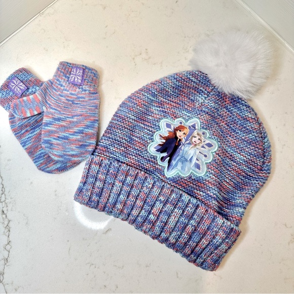 Disney | Accessories | Disney Frozen Hat And Mitten Set | Poshmark